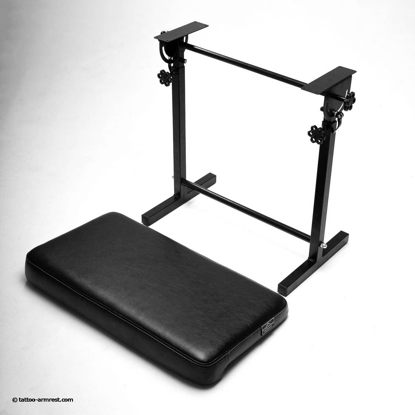 Instrucciones de montaje de los reposabrazos para tatuajes TA Workshop